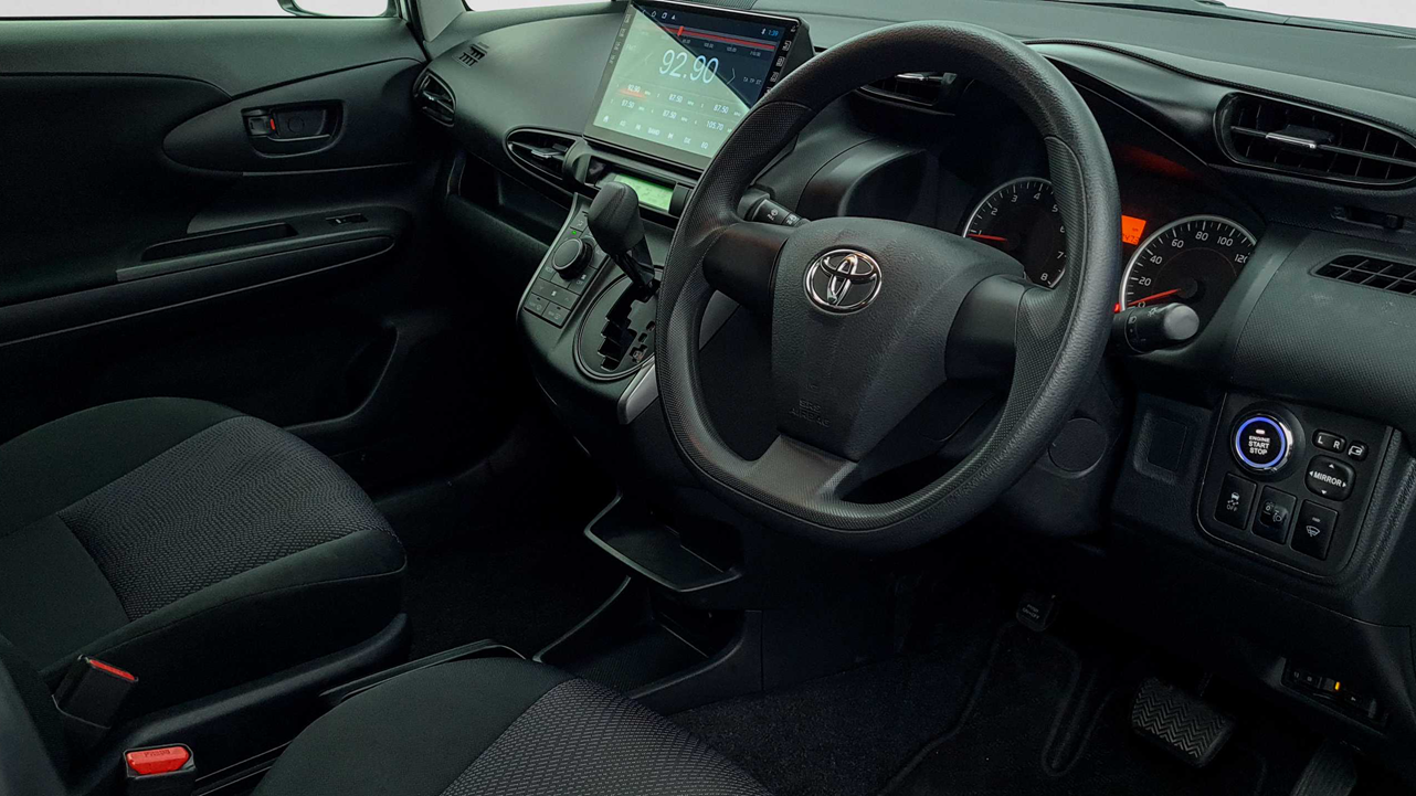 Toyota Wish Interior